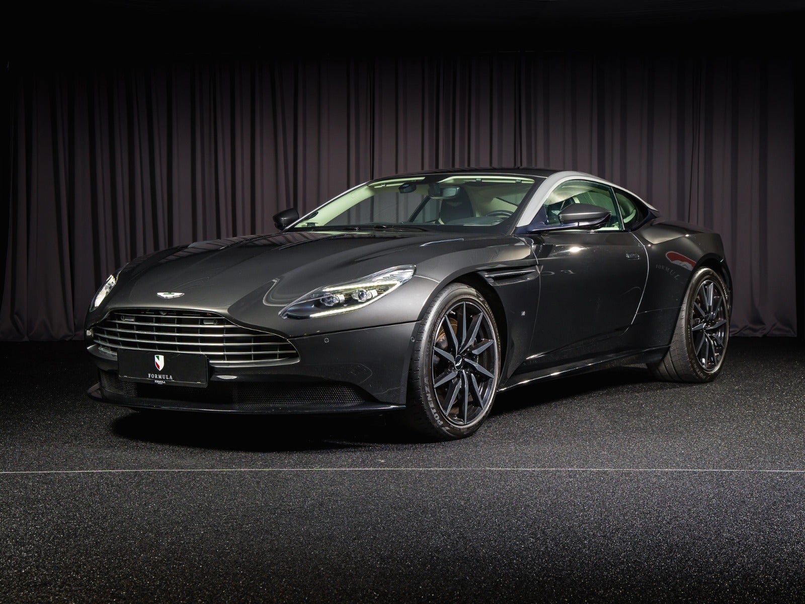 V12 Coupé aut. Aston Martin, DB11 | Formula Automobile